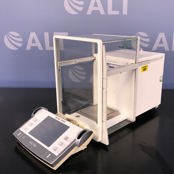 Mettler Toledo AX105DR Analytical Balance
