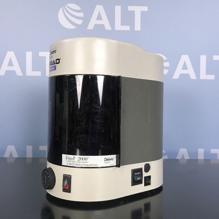 Densply Trubyte Triad 2000 Visible Light Cure System
