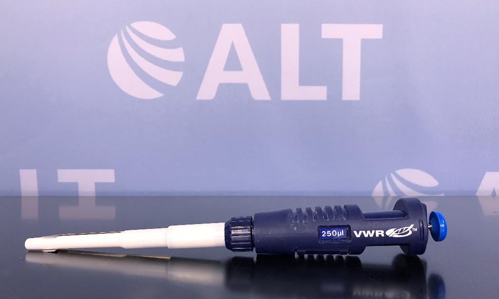 VWR Single Channel 250 ulL Manual Pipette