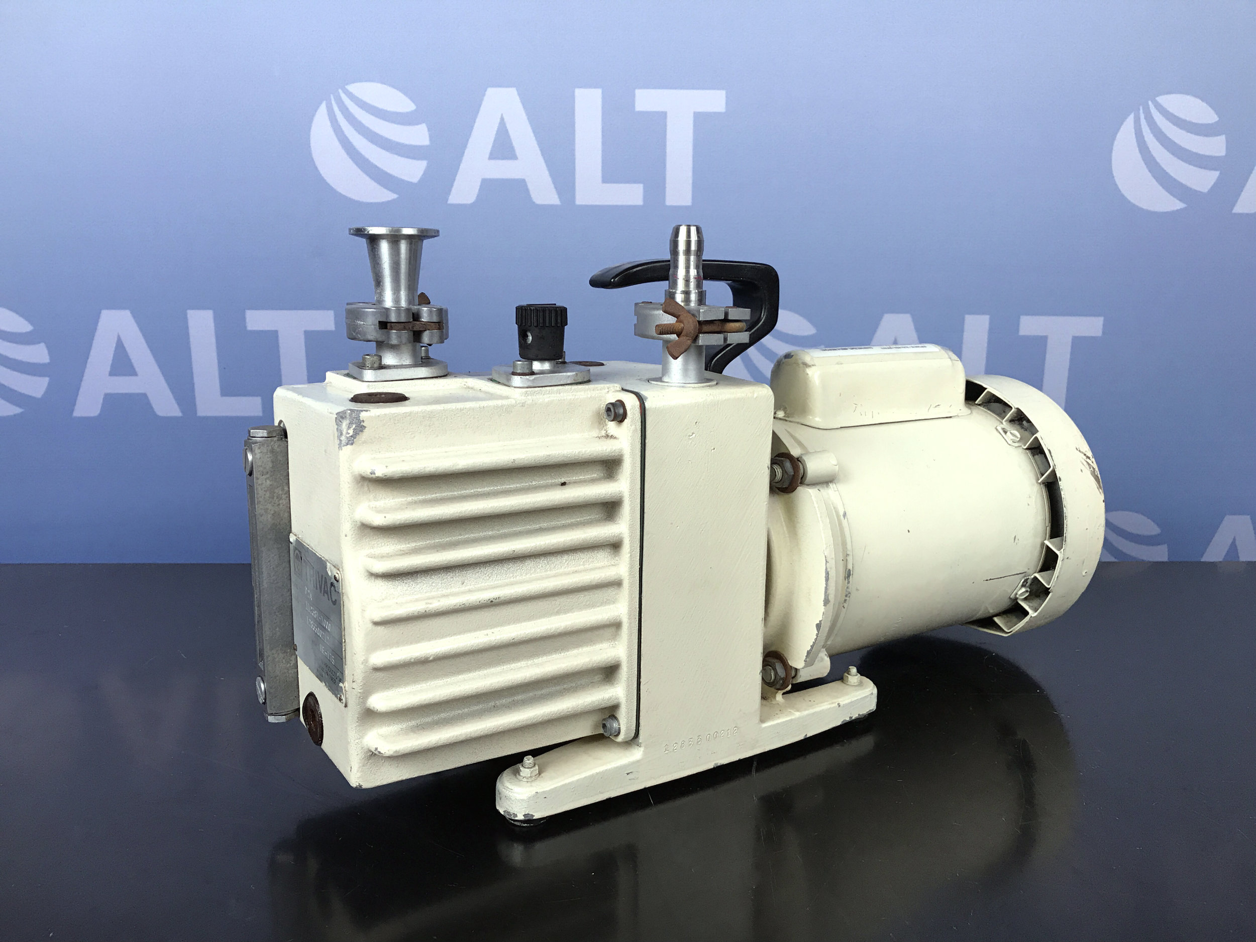 Trivac D2A Dual Stage Rotary Vane Vacuum Pump