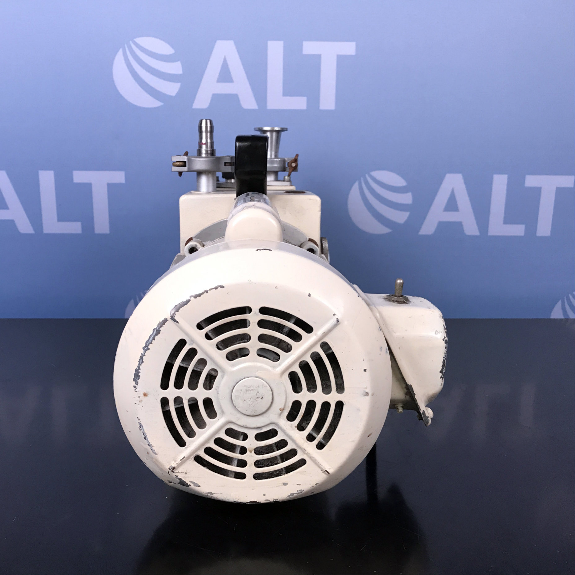 Trivac D2A Dual Stage Rotary Vane Vacuum Pump