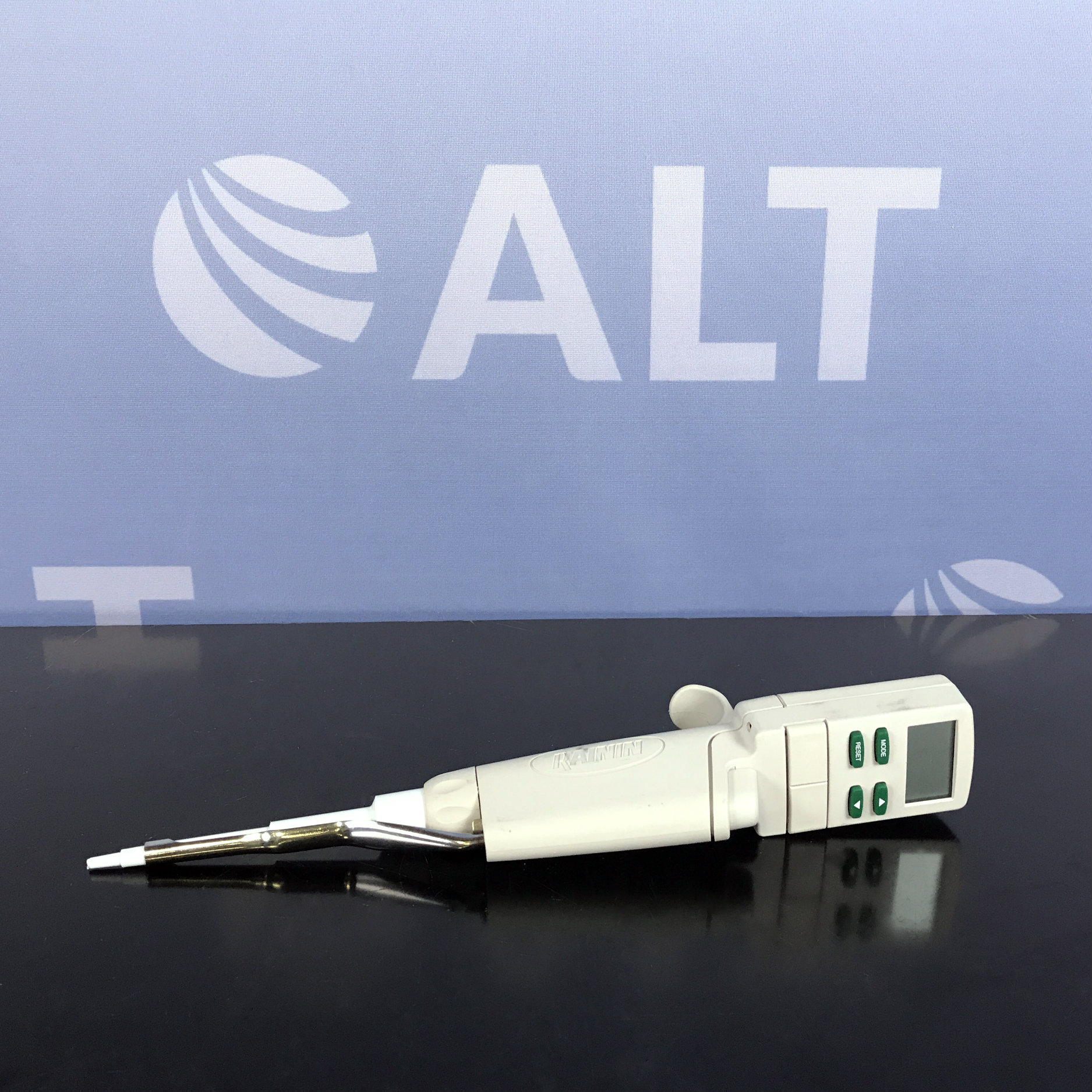Rainin Dynamax EDP3-Plus Single Channel Electronic Pipette 2-20uL