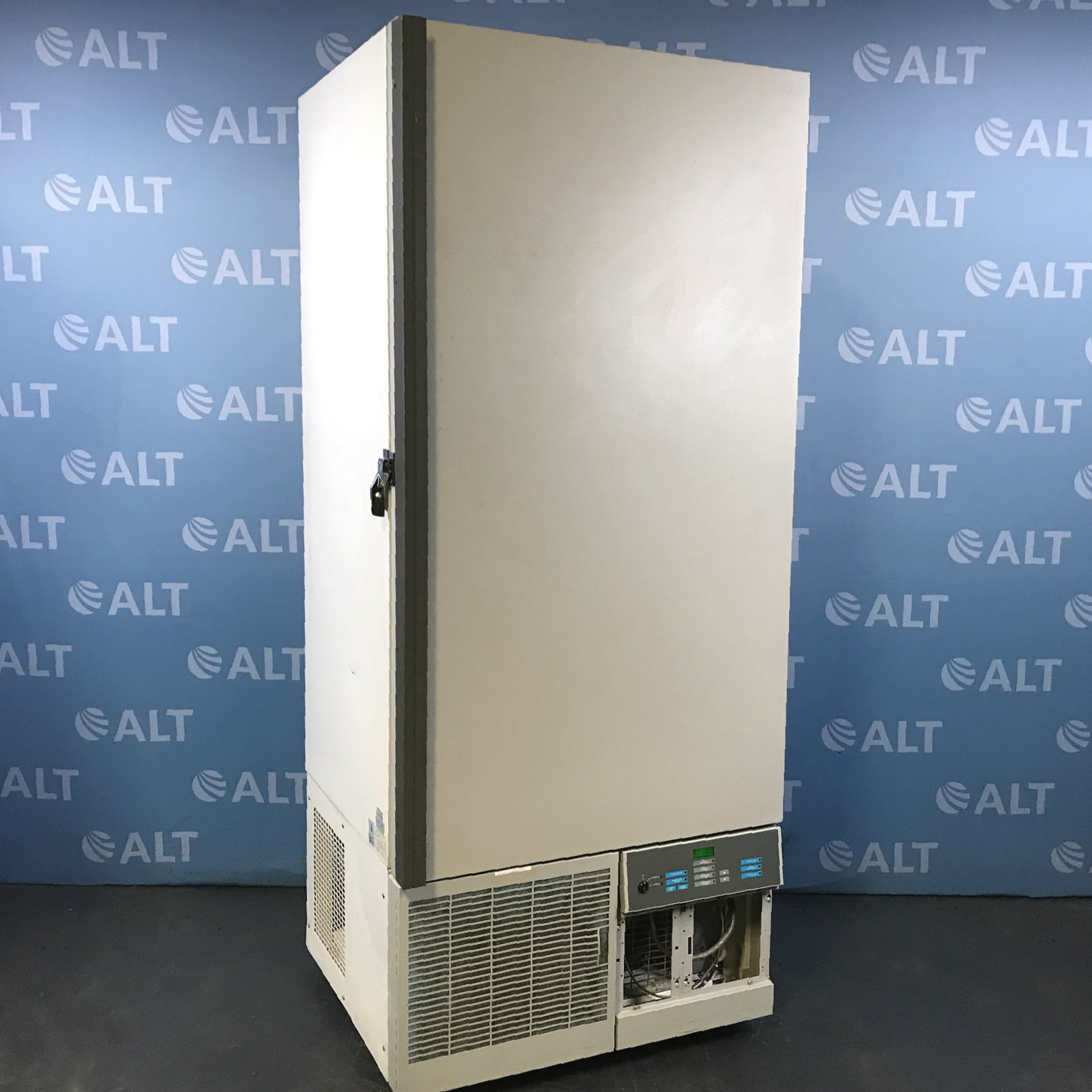 Baxter Scientific Revco Model U1386ABA Ultralow Freezer