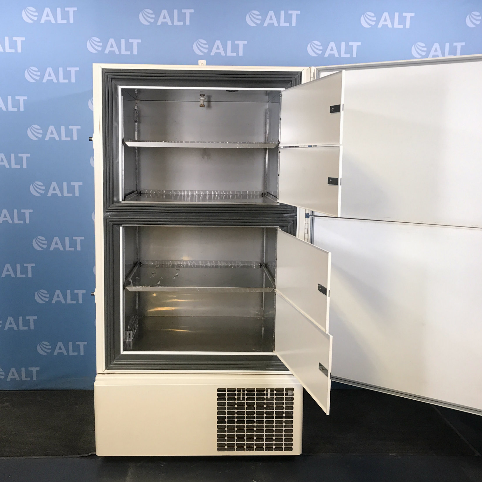 Thermo Forma Model 995 -86C Double Door Ultra-Low Freezer