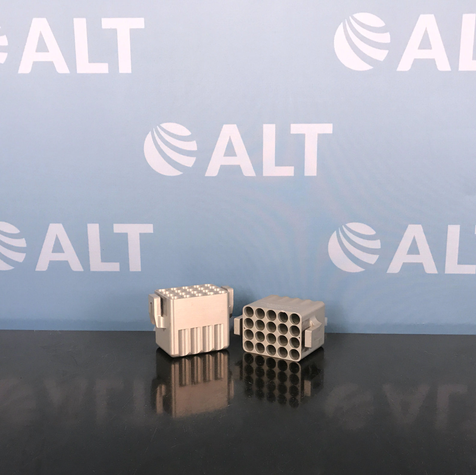 ALT ITEM: 29300 | Genevac (20) Slot Tube Holder P/N 70-0794 (Set of 2)