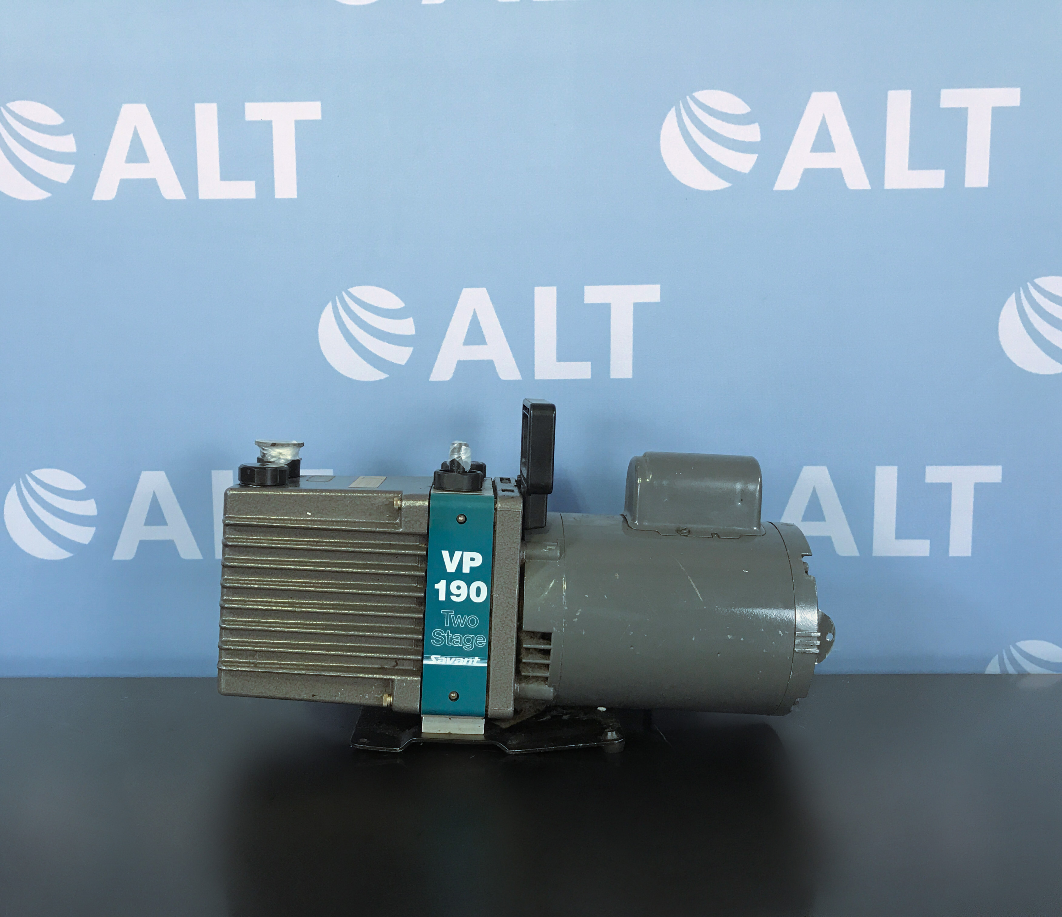 Savant VP 190 2 Stage Vacuum Pump