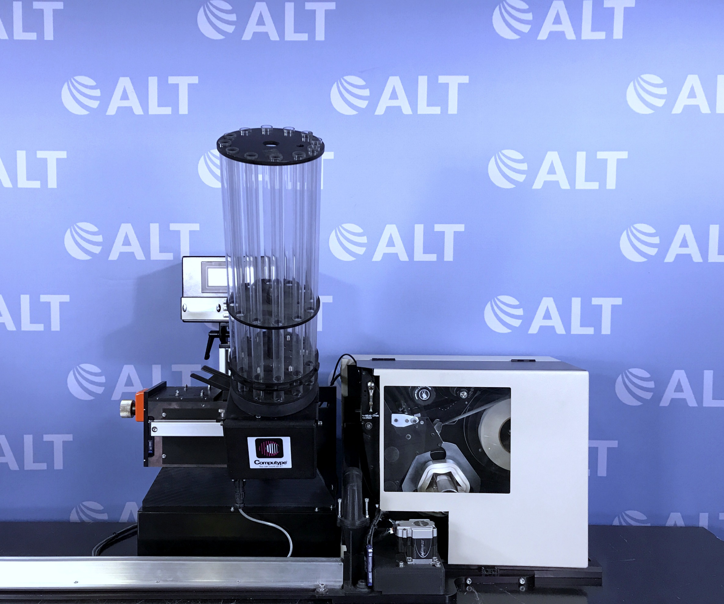 Computype 110XiIII /LAP4500 Barcode Printer and Labeler