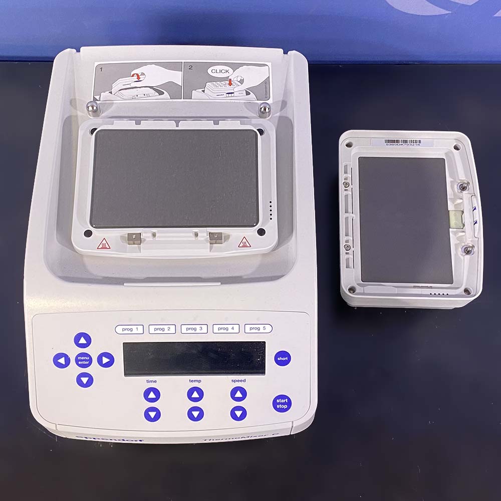 Eppendorf Thermomixer C with 1.5 ml Thermoblock