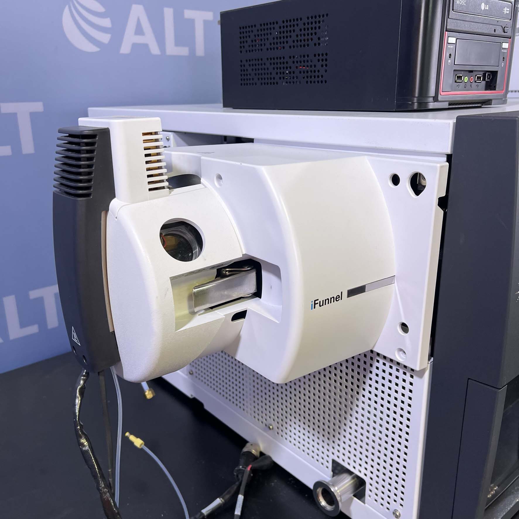 Agilent G6490A Triple Quad LC/MS with 1260/1290 HPLC: G7167A ...