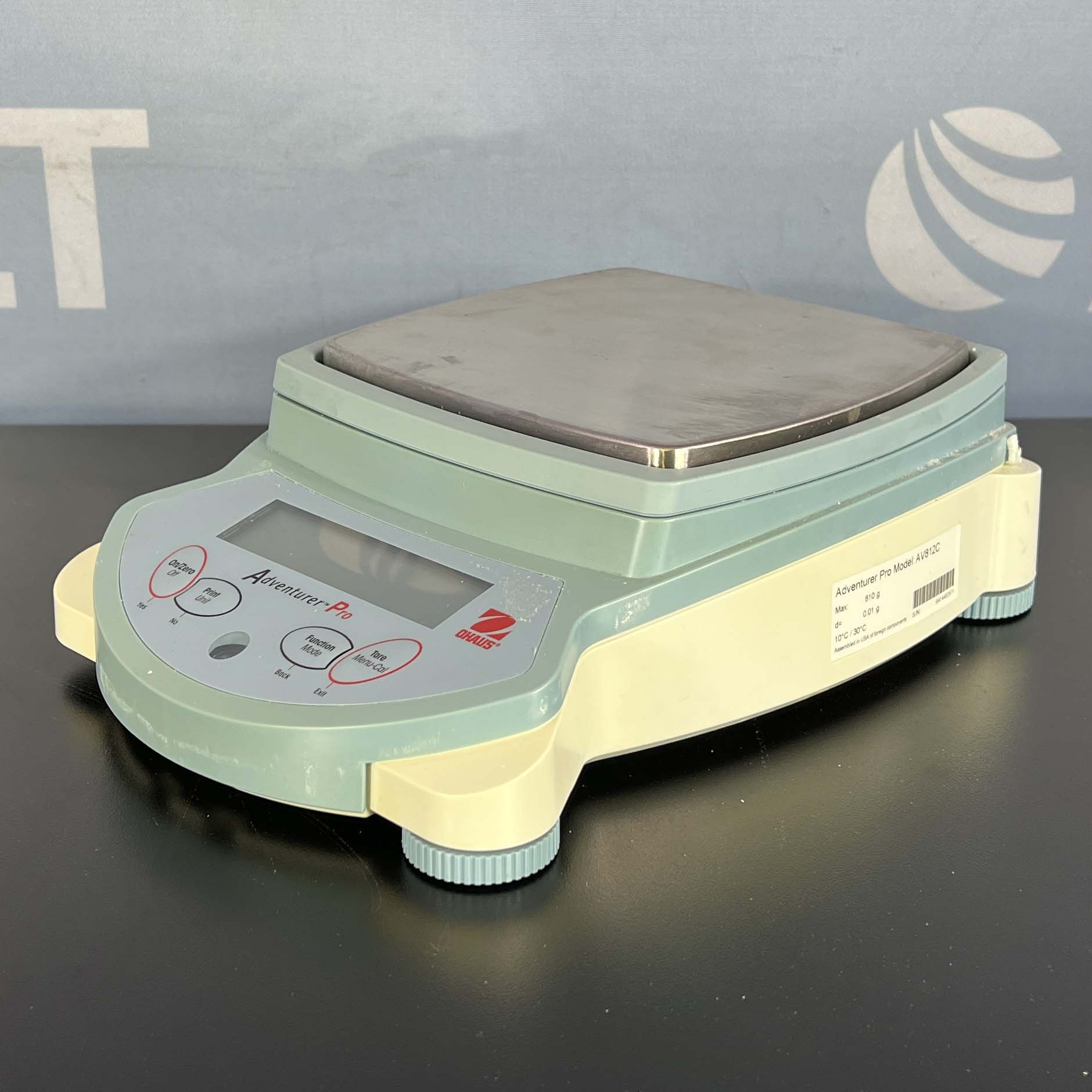 Ohaus Adventurer Pro Balance, Model AV812C