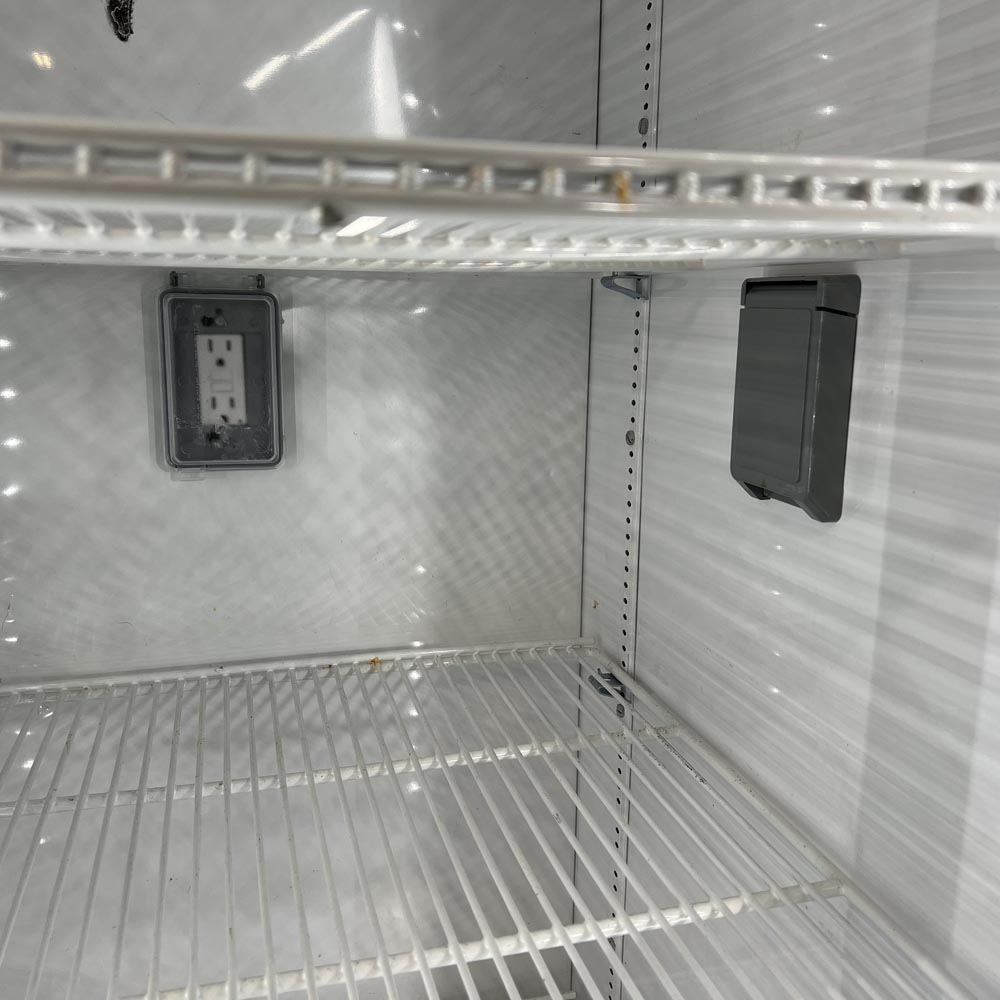 VWR Sliding Door Deli Refrigerator, Model GDM-41-LD