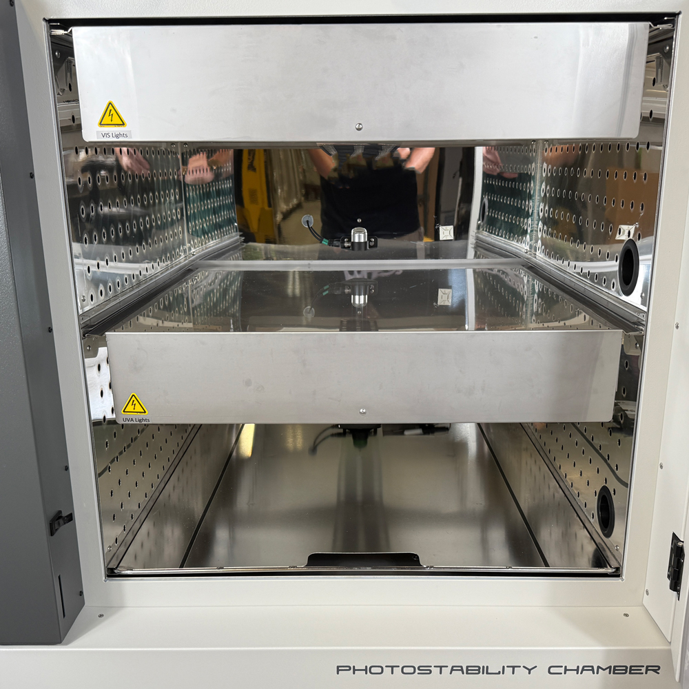 Caron 7540 Series Photostability Chamber, Model 7545-11-1