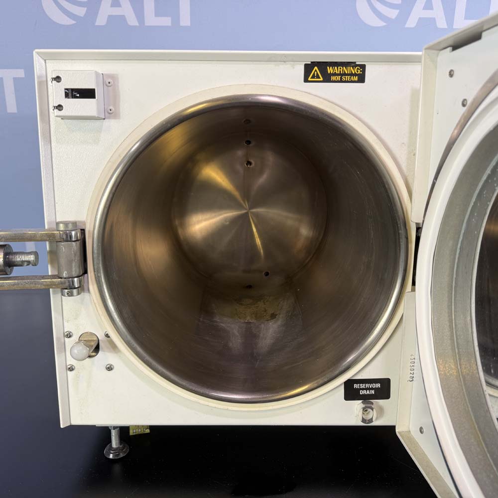VWR AS12 ACCU Sterilizer Benchtop Steam Autoclave