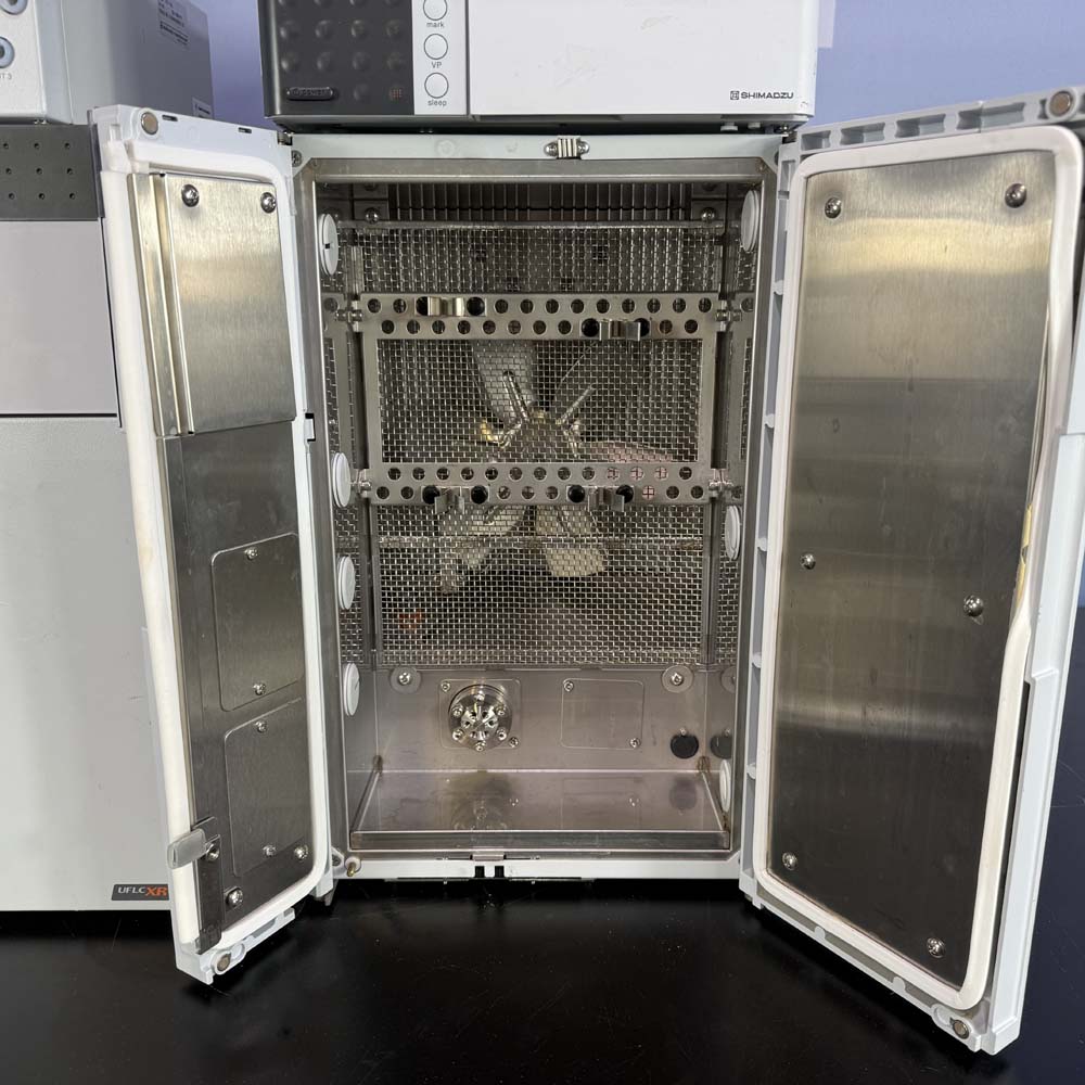 Shimadzu Prominence HPLC System With UV/Vis Detector