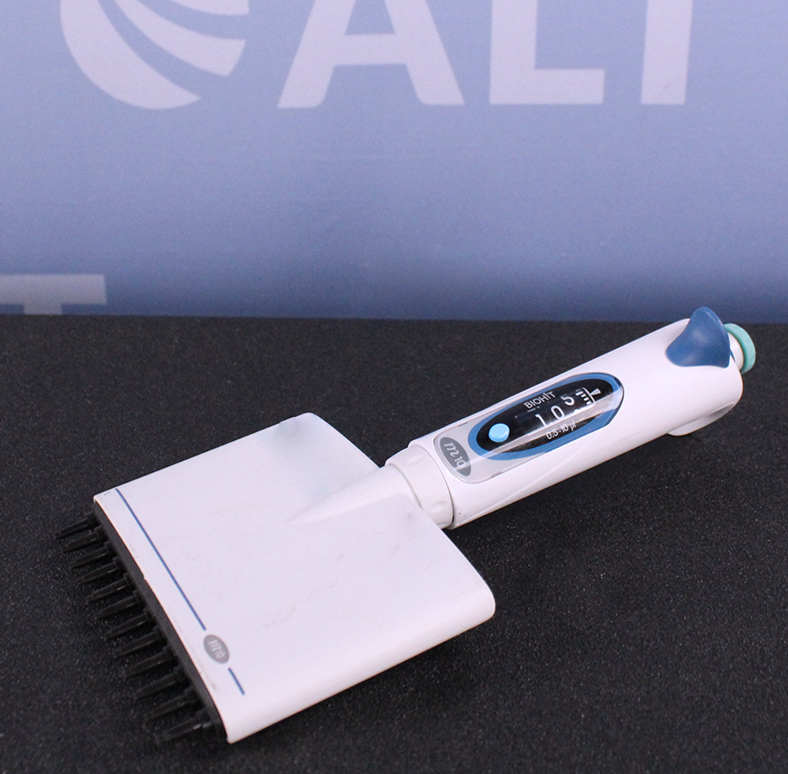 BioHit M10 12-Channel 0.5-10ul Pipette