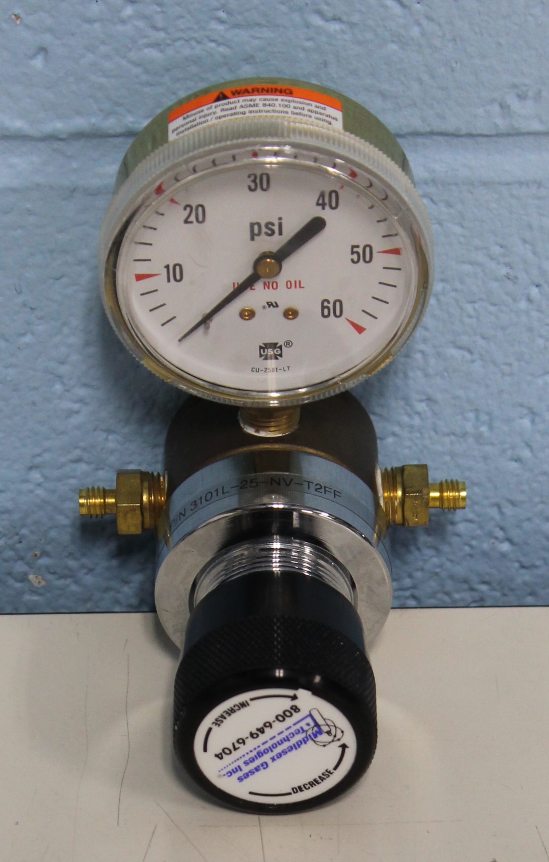 Middlesex Gases 3101L-25-NV-T2FF Brass High Purity Line Regulator