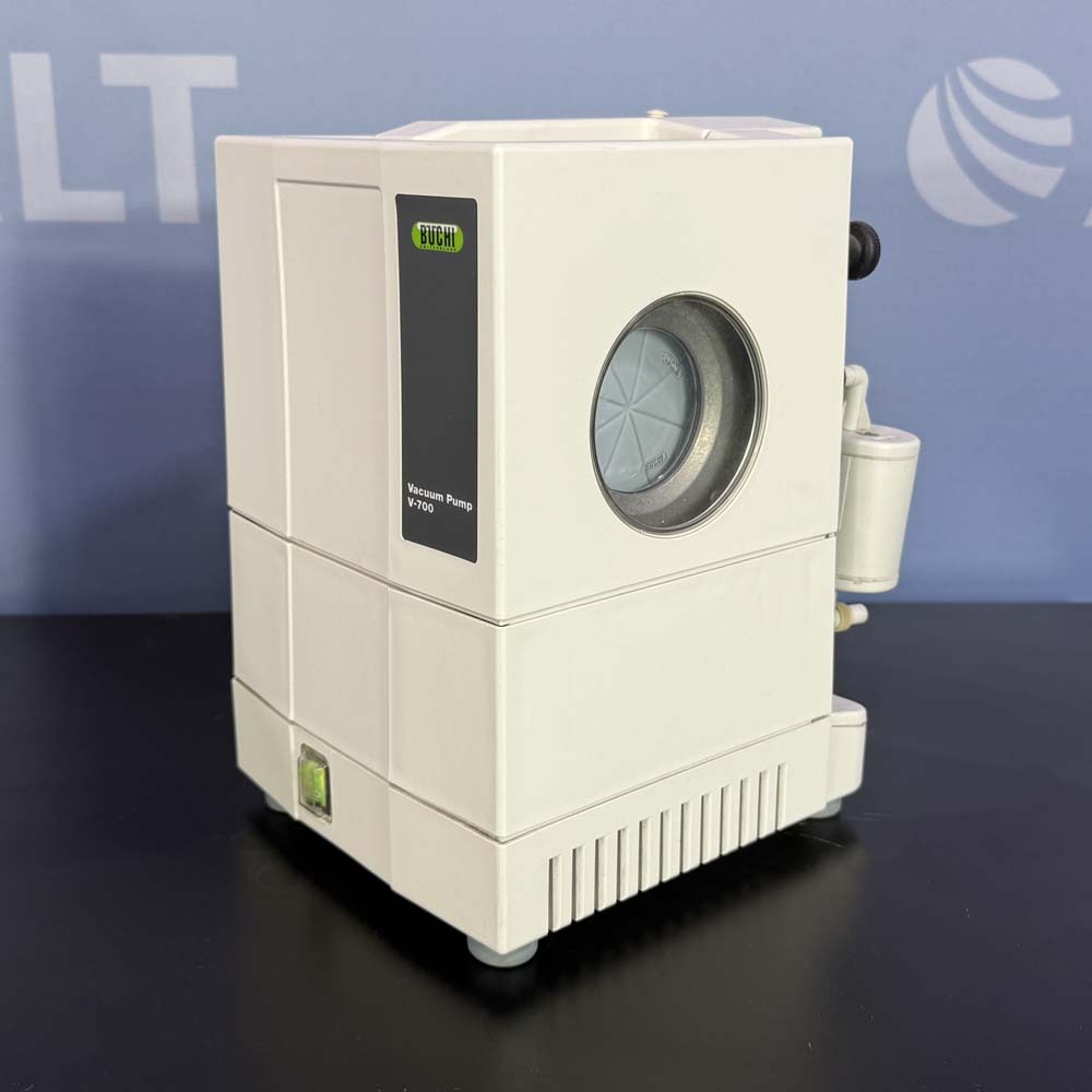 Buchi R-210 Rotavapor With B-491 Heating Bath And V-700 Pump With V-850 ...