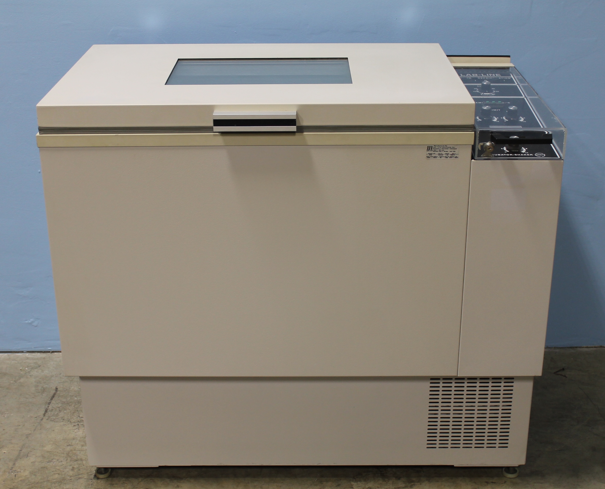 Lab-Line 3530 Refrigerated Incubator Shaker