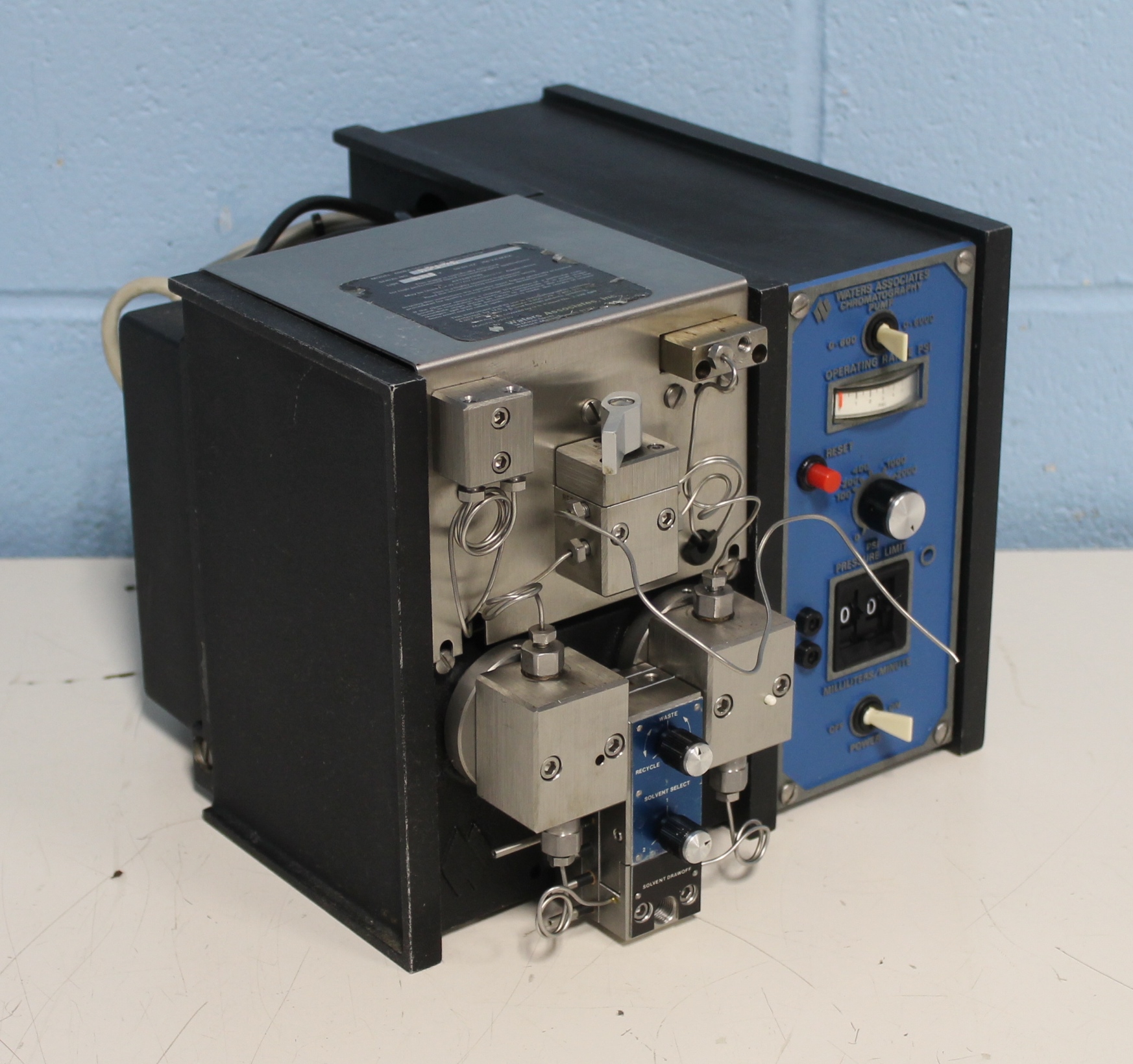 Waters 6000A Solvent Delivery System Pump