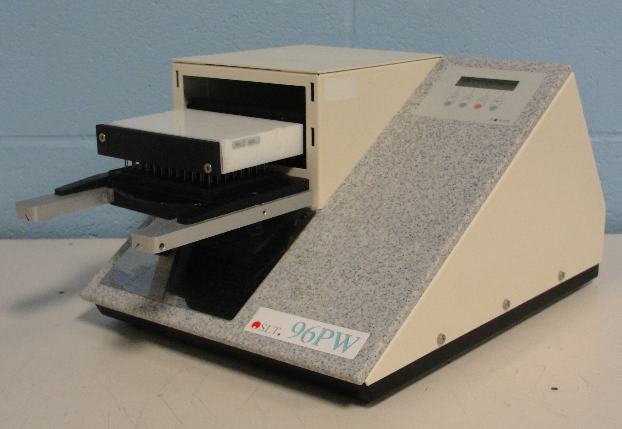 SLT-Lab Instruments 96PW Microplate Washer