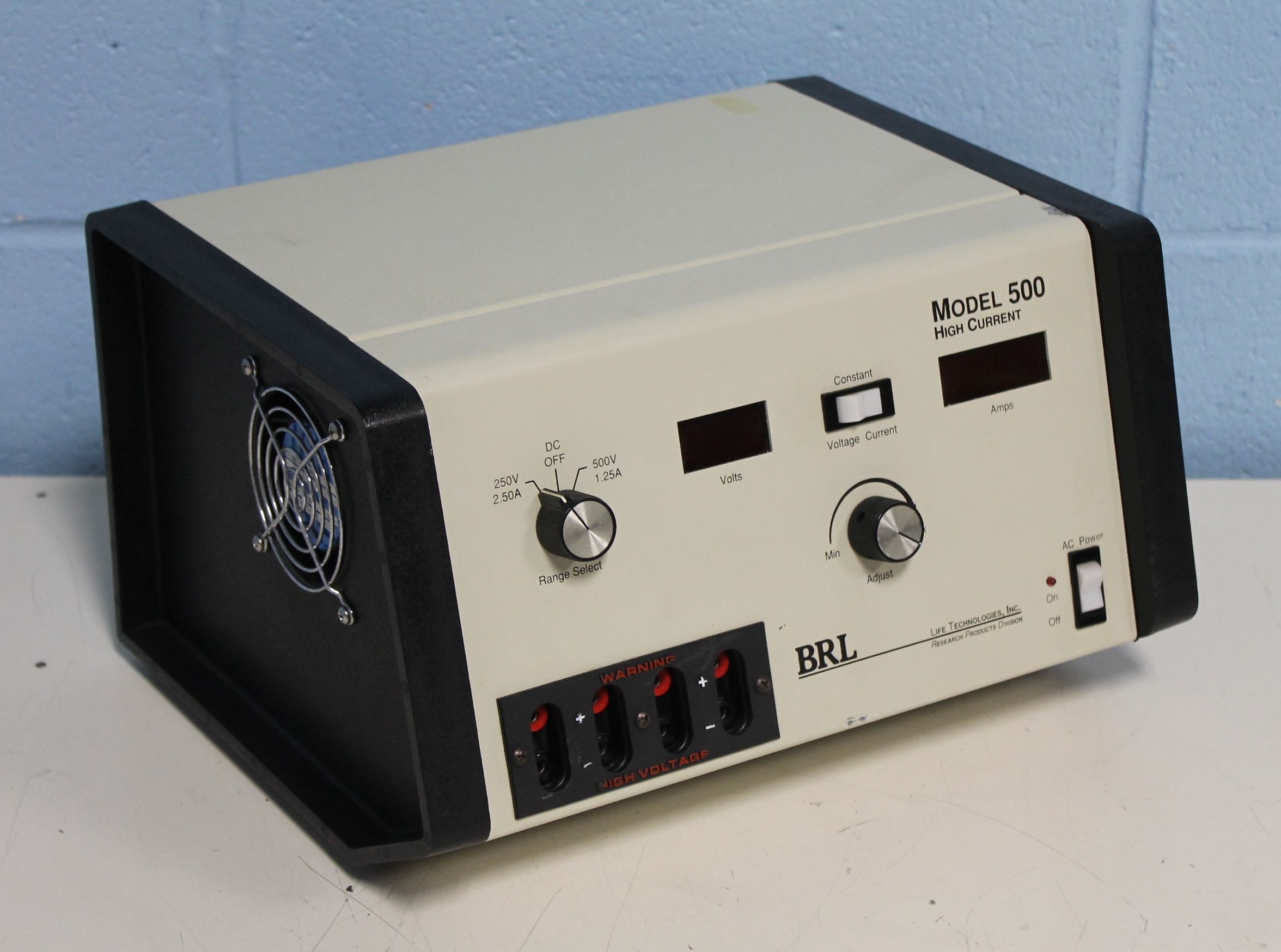 Life Technologies Inc. BRL Model 500 Power Supply