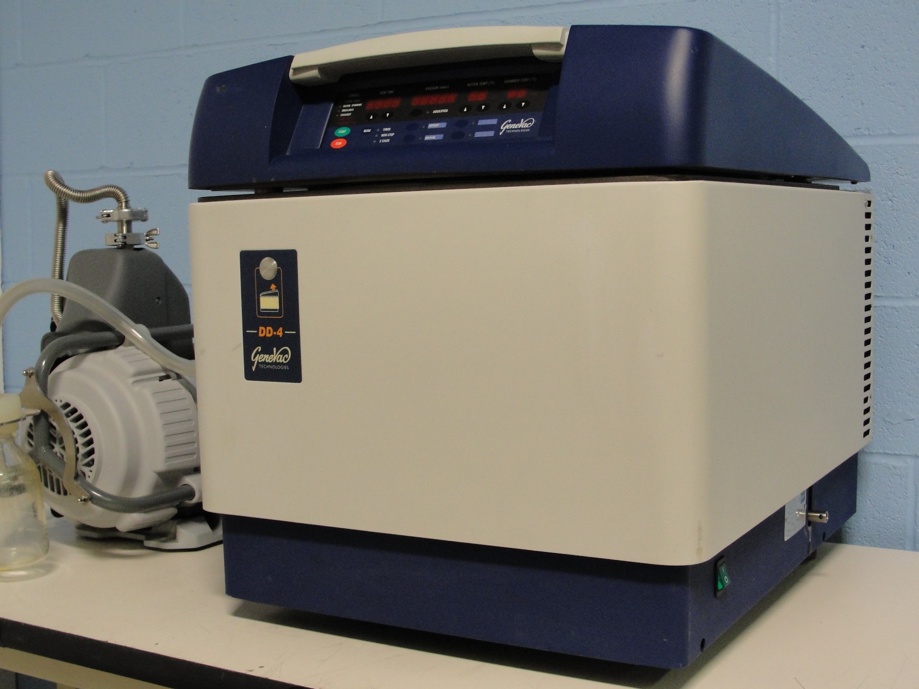 GeneVac DD-4 Evaporation System
