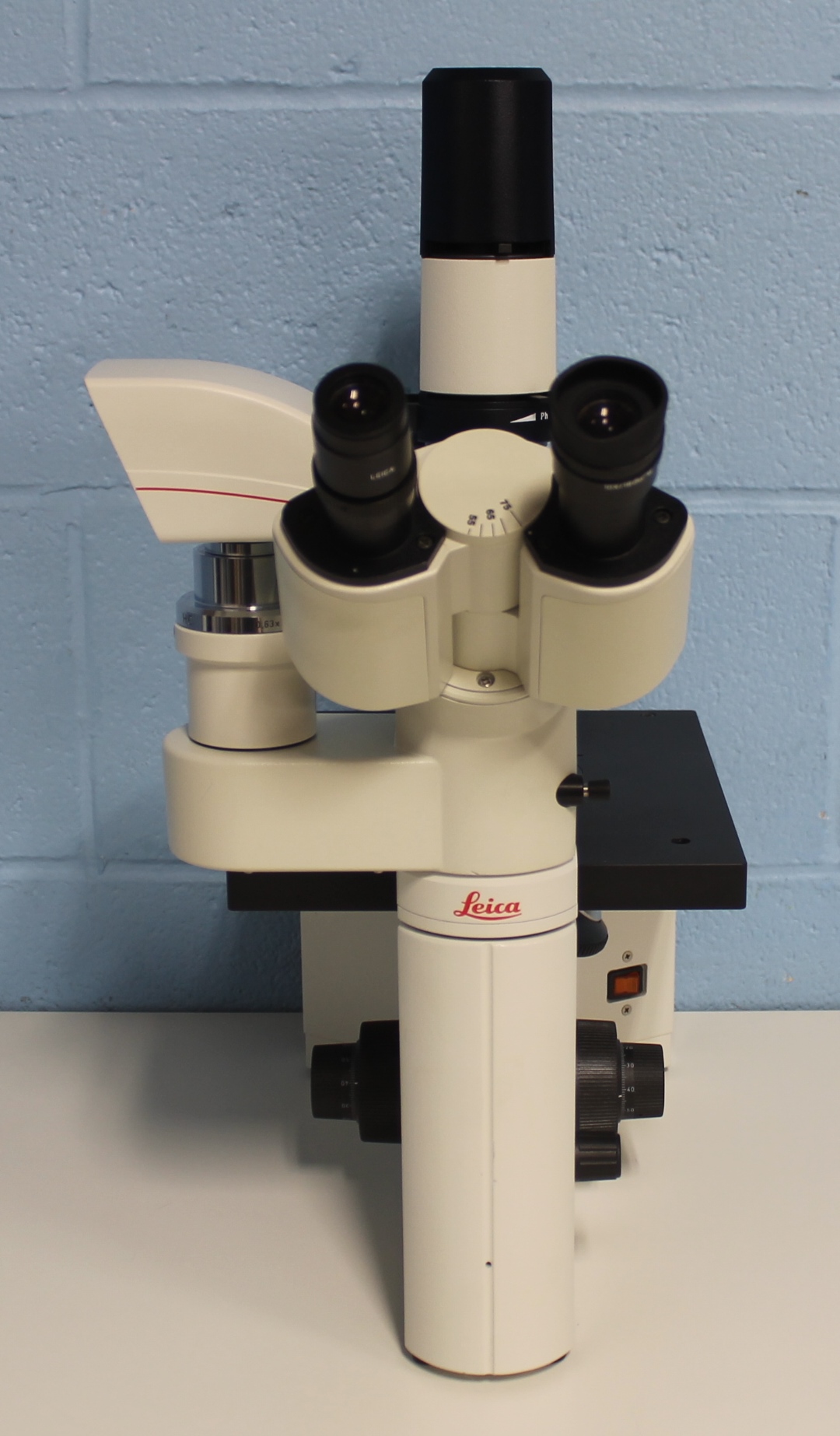 Leica DM IL Inverted Contrasting Microscope with DFC 280 Digital ...