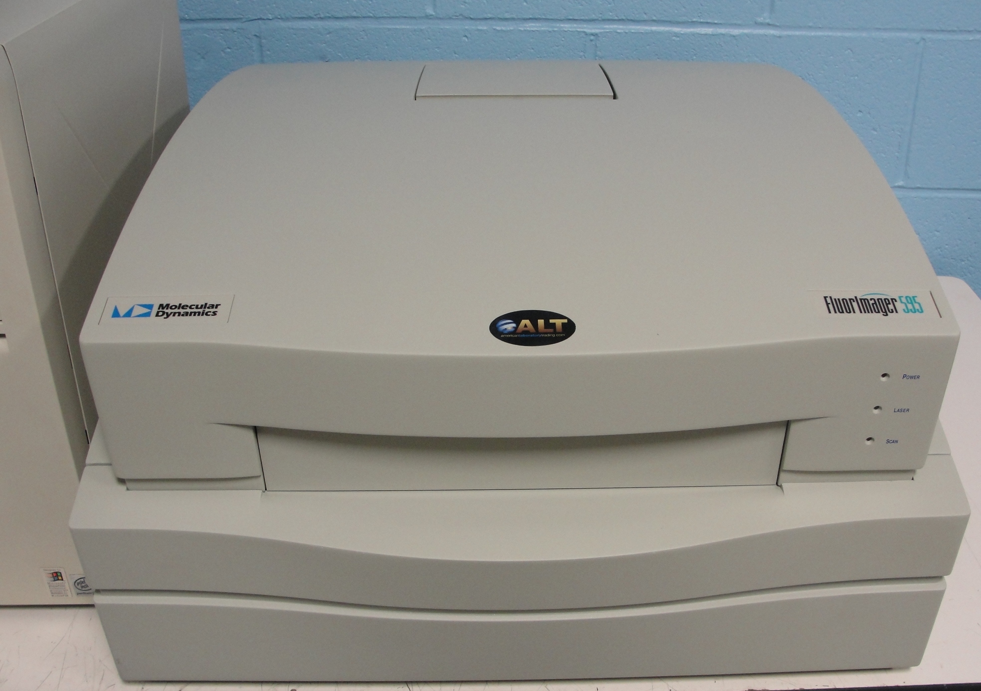 Molecular Devices FluorImager 595 System