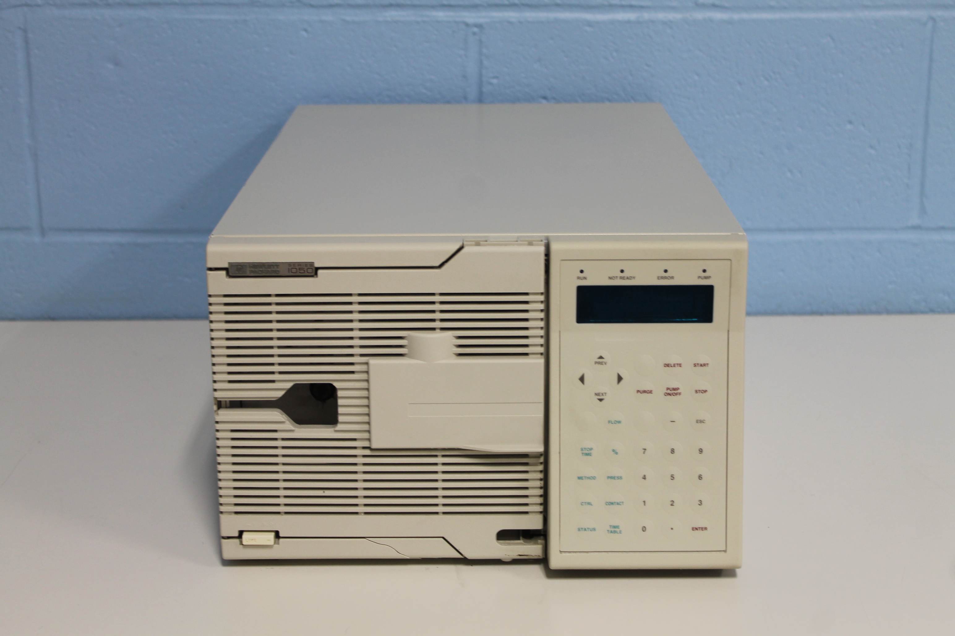 Hewlett Packard HP 1050 Series Isocratic Pump Model 79851A