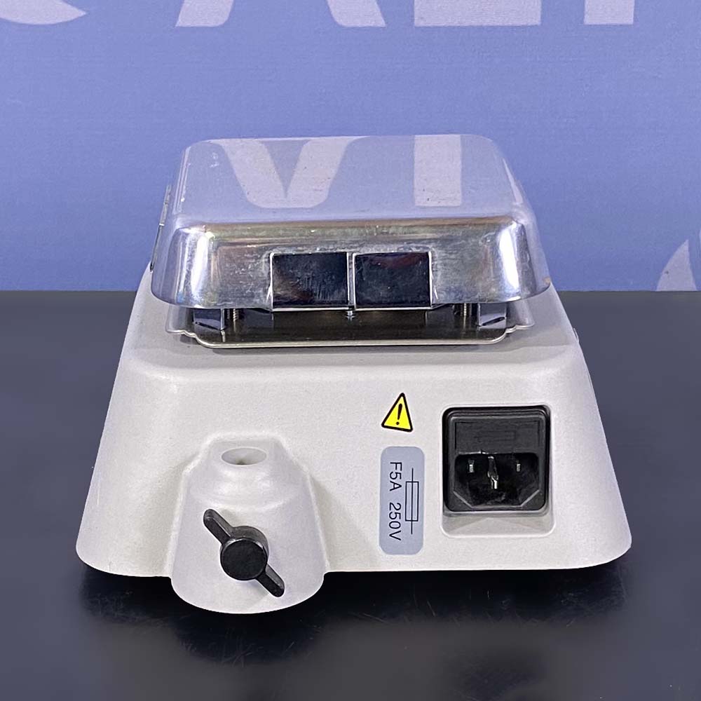 VWR 4x4 Hot Plate Stirrer, Cat. No. 97042-606