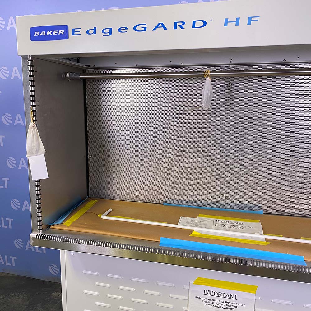 Baker Company EdgeGARD HF Clean Bench, Model EG-5252