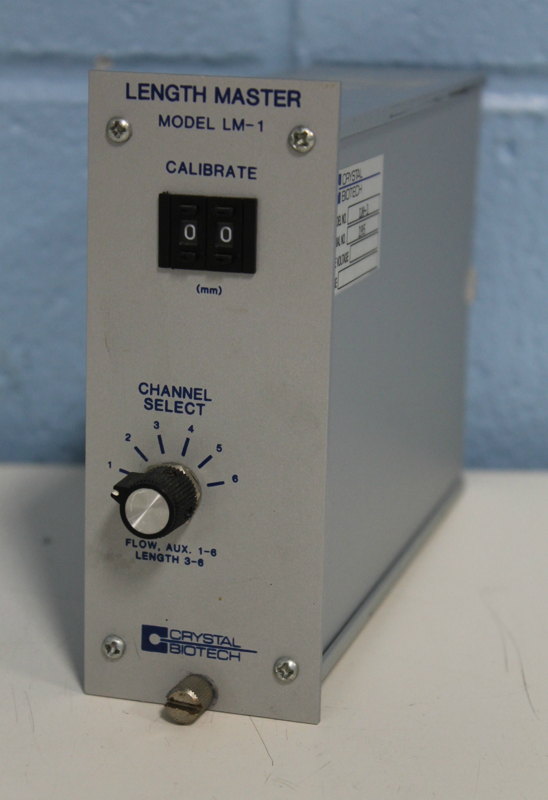 Crystal Biotech Length Master Model LM-1