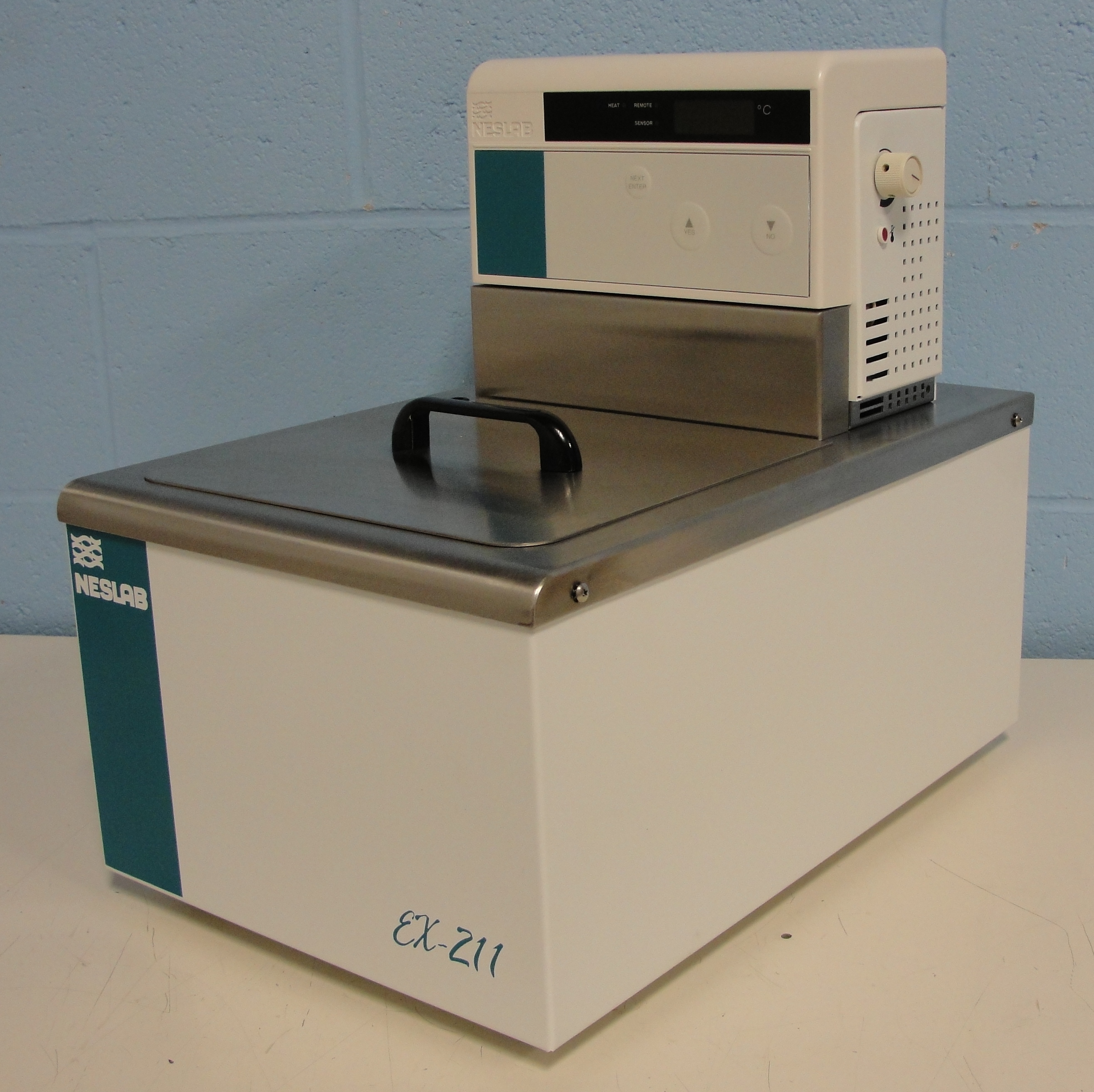 Thermo Neslab EX-211 Digital Heating Circulator