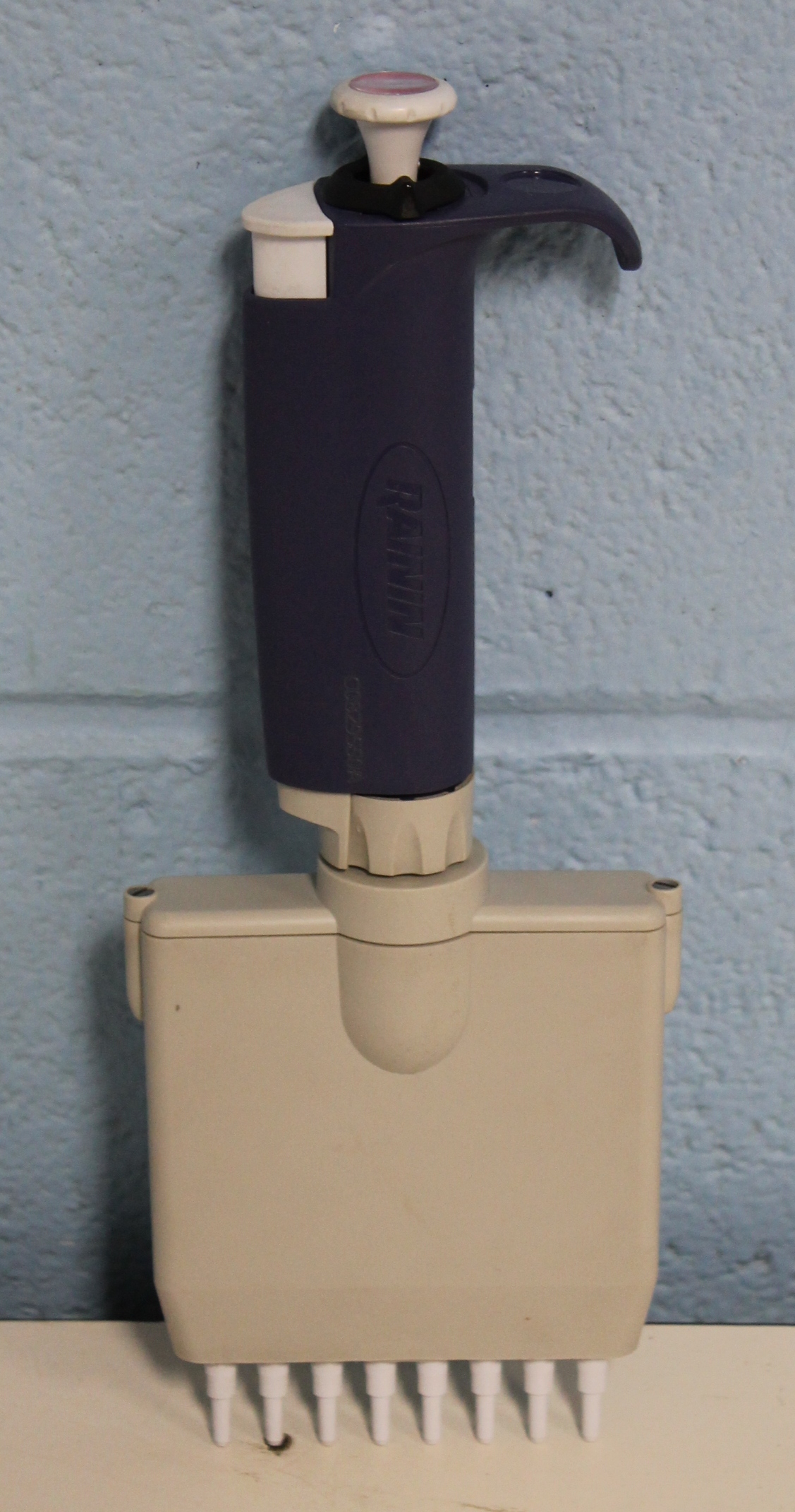 Rainin Dynamax Pipet-Lite 8 Channel L-10 1-10 uL LTS Pipette