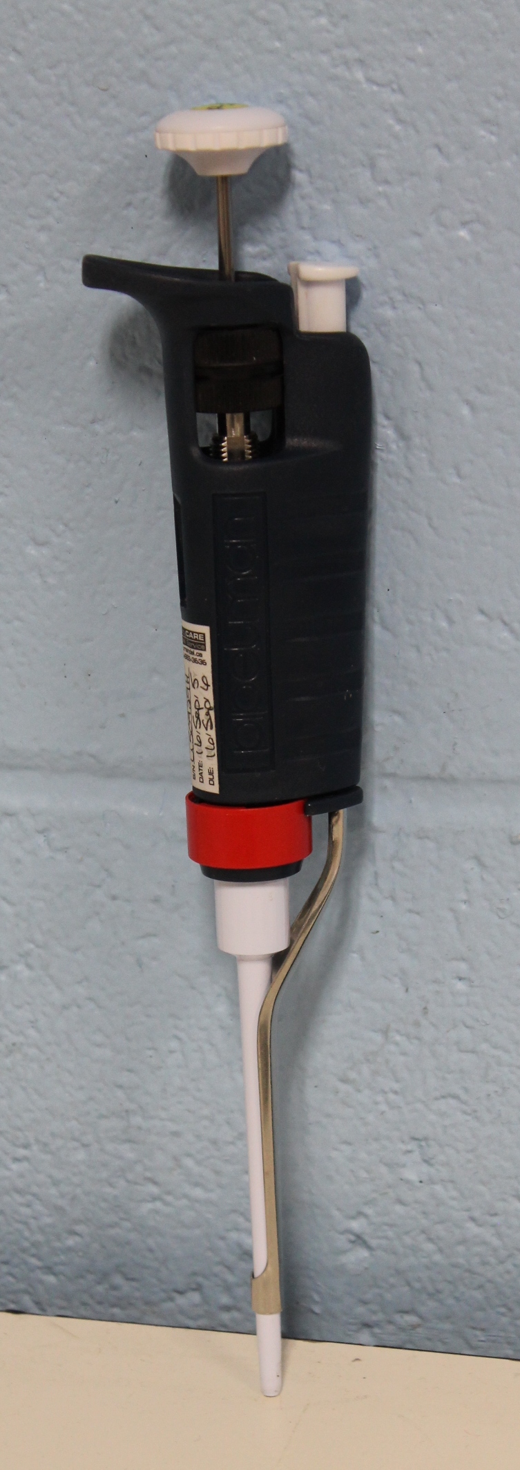 Gilson Pipetman Classic P100, 20-100 uL Pipette