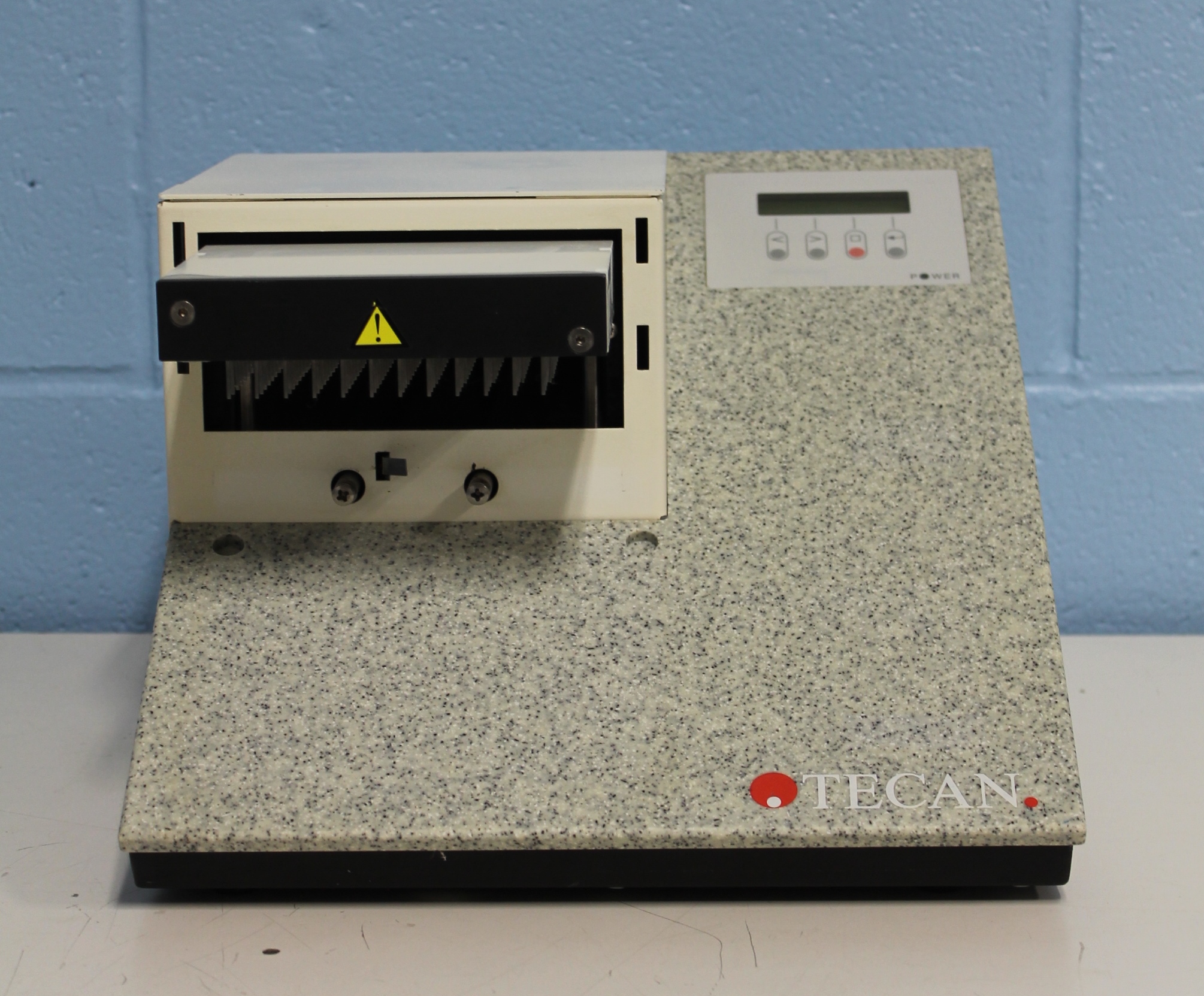 Tecan Plate Washer