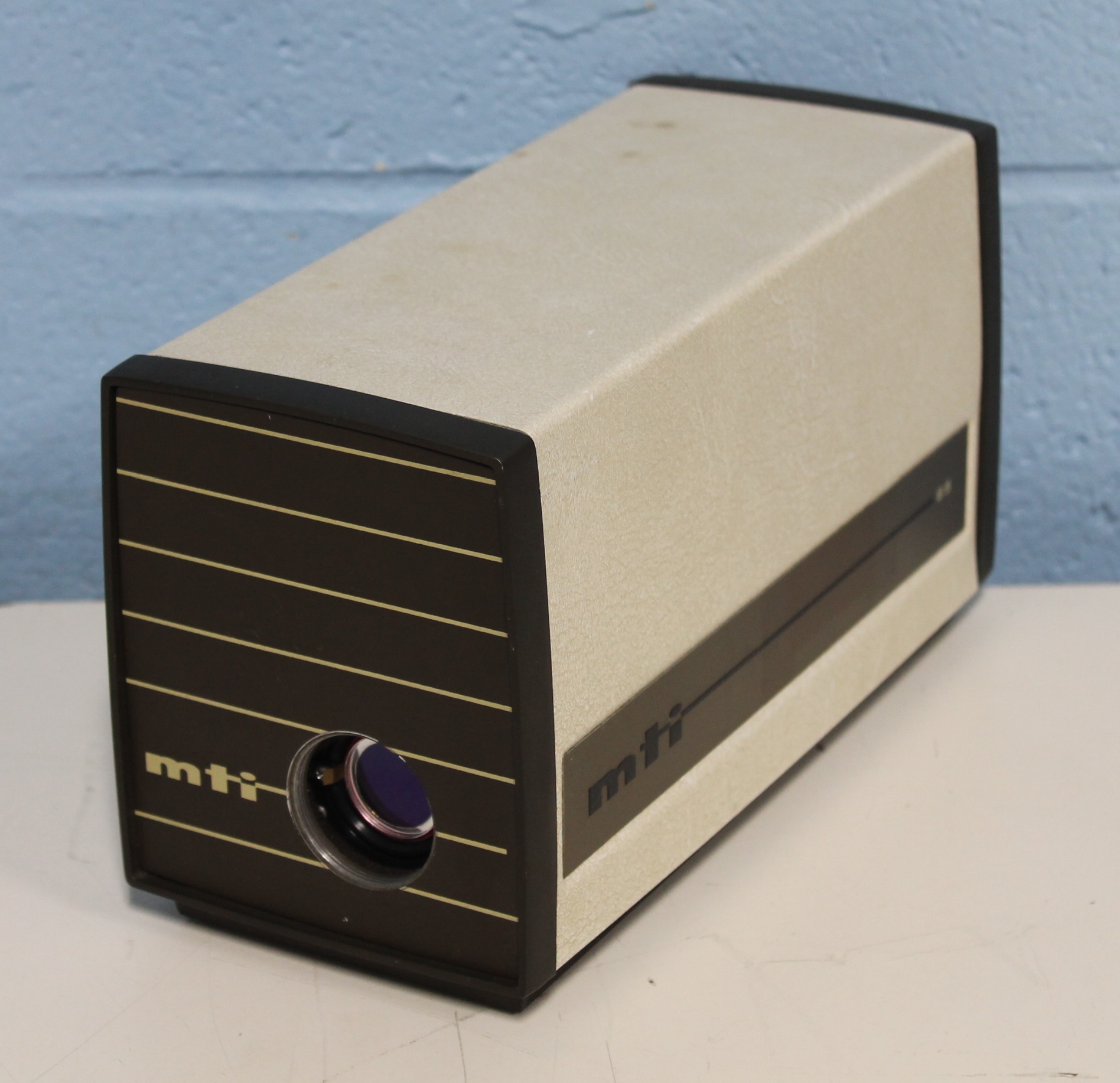 MTI Video Camera Model 12VM968