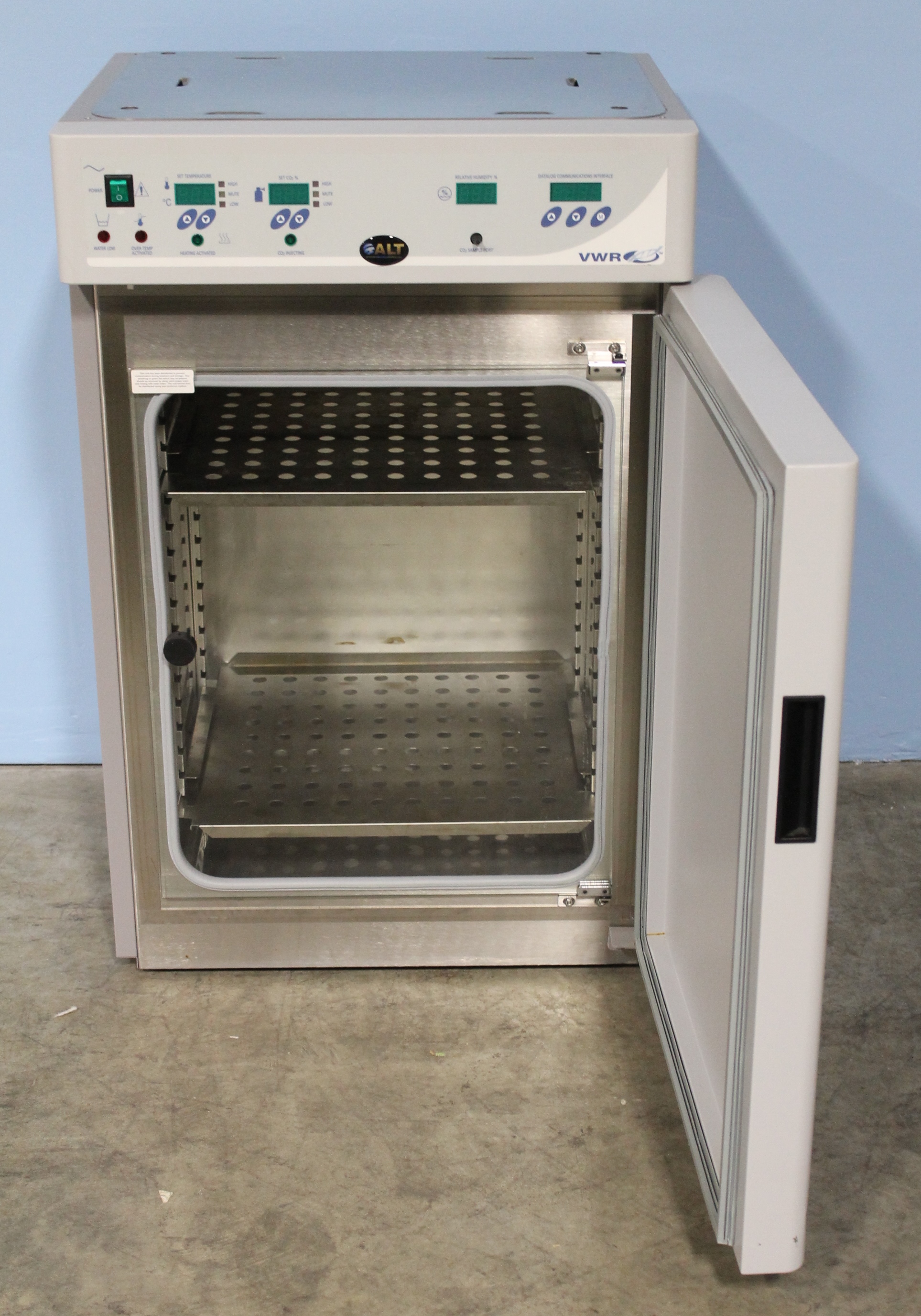 VWR / Sheldon Water Jacketed CO2 Incubator Model 2475