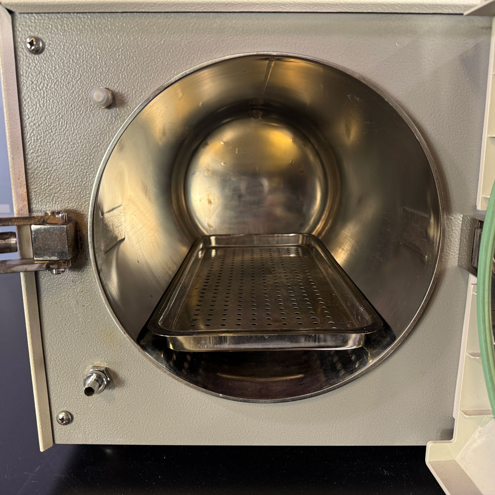 Tuttnauer EZ10 Autoclave Steam Sterilizer